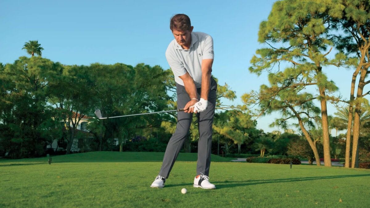 Enhance Your Ball Striking with This Trail Elbow Technique - Daily Duffer