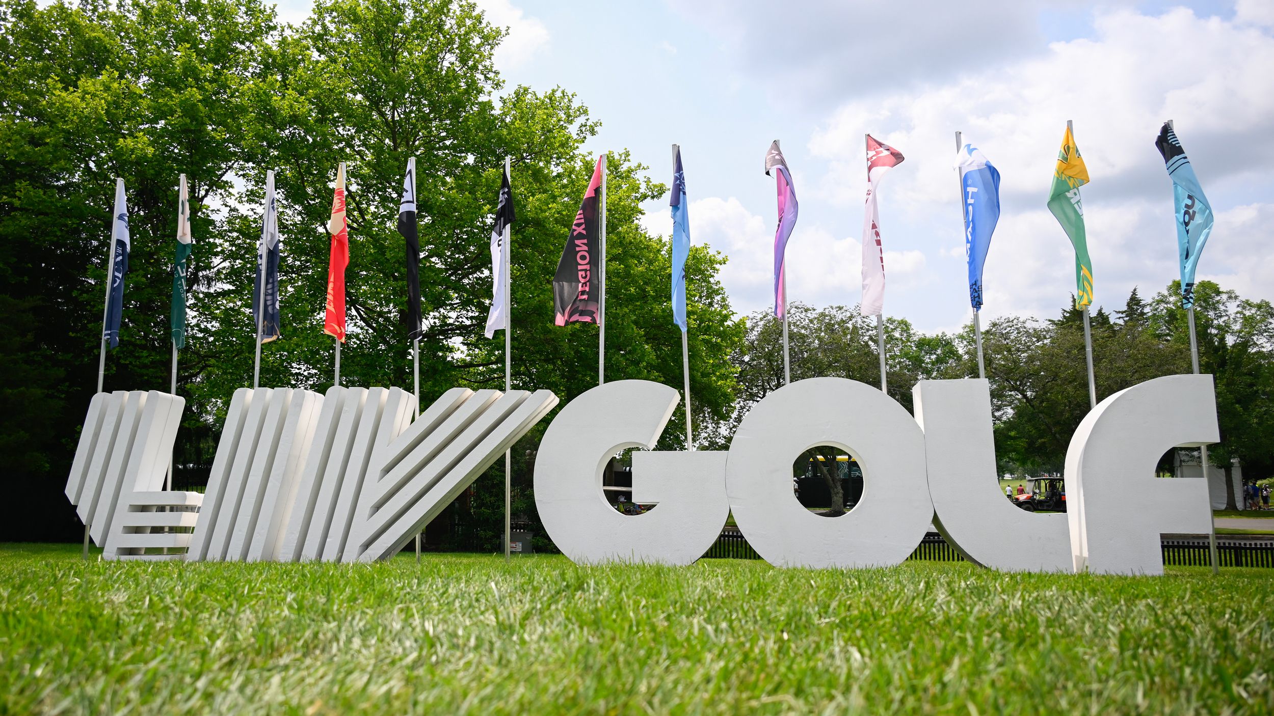 LIV Golf 2026: Complete 87-Man Line-Up Announced - Daily Duffer