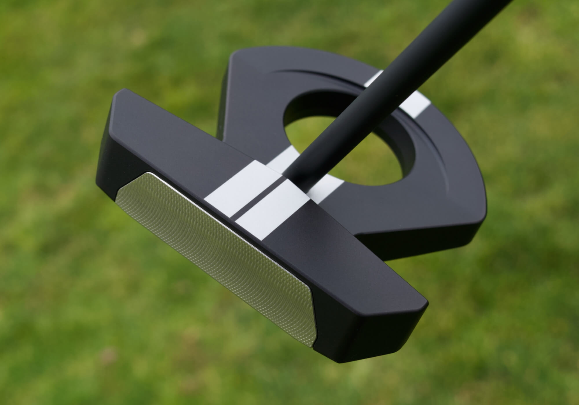 Breaking News: Adam Scott Unveils New Putter This Week! - Daily Duffer